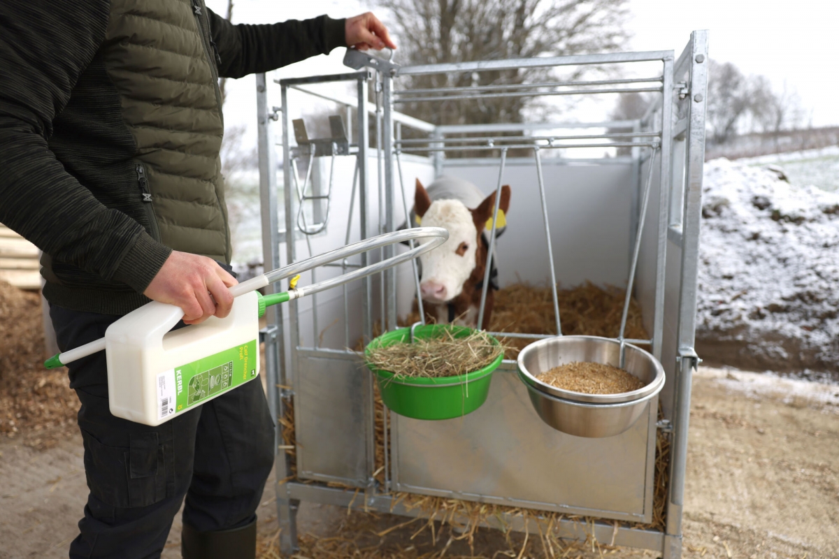 Calf drencher profi 2 l, met flexibele sonde - kerbl | Webshop Agrodieren