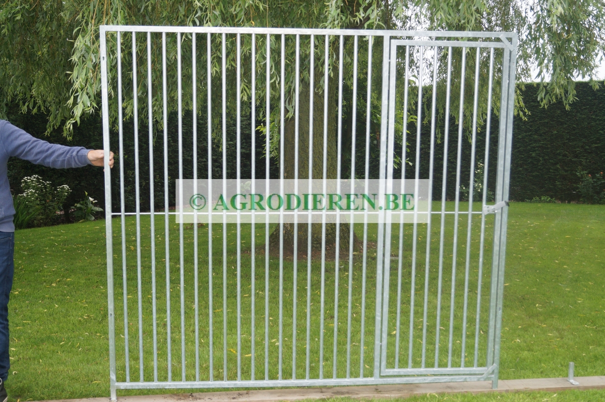 Spijlpaneel 164 h - 1,5 m - spijl 5 cm - met deur en voederdeur in ...